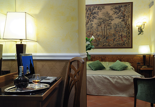 Hotel Farnese | Rome Hotels | Italy | Small & Elegant Hotels International